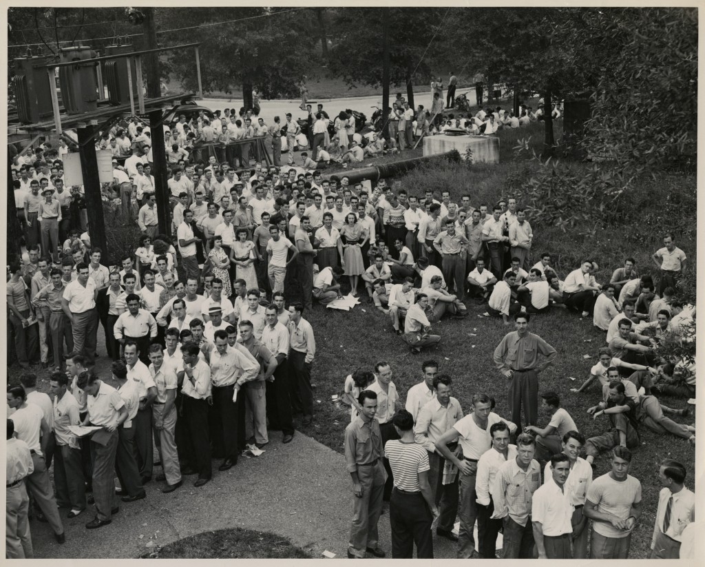 World War II Veterans and the GI Bill Revilatize UH | Houston History ...